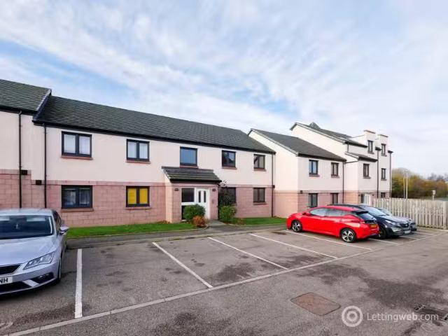 Charming 2 BR Property to rent in 114 Cairnie Loan, Arbroath.