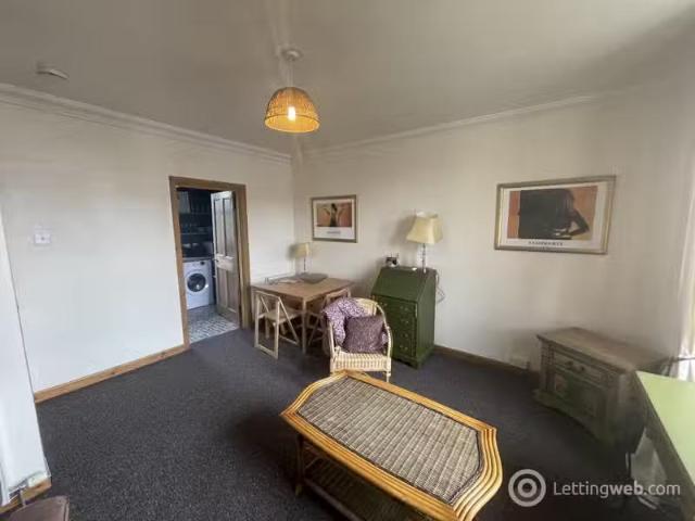 Rental! 2 BR Property to rent in 12 Kilberry Street, Dundee, D.