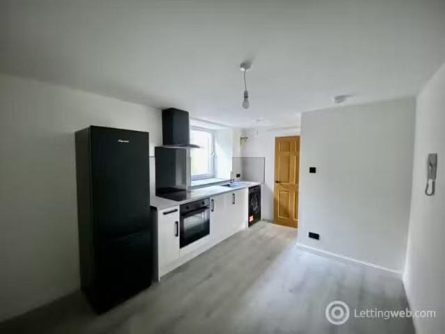 Rental! 2 BR Property to rent in 17A, Jasmine Terrace, Aberdee.