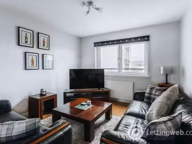 Just in! 2 BR Property to rent in 34 Goodhope Park