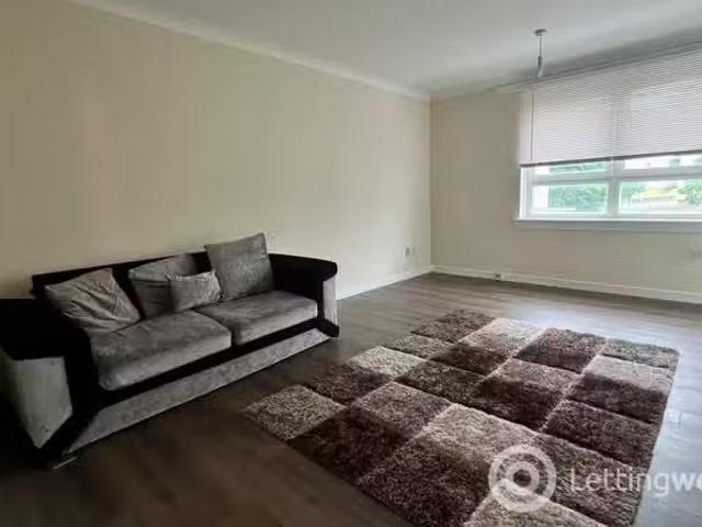Cheap 2 BR Property to rent in 38 Pollokshaws Road, Flat 1/2.