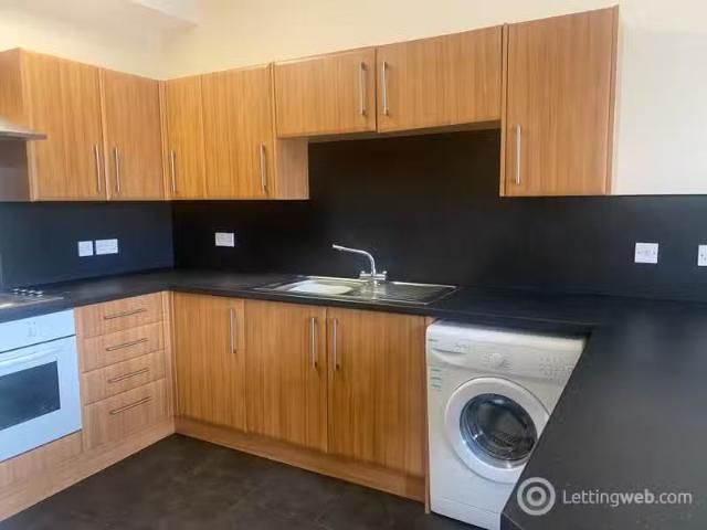 New 2 BR Property to rent in 63 High Street, Dundee City Cent.