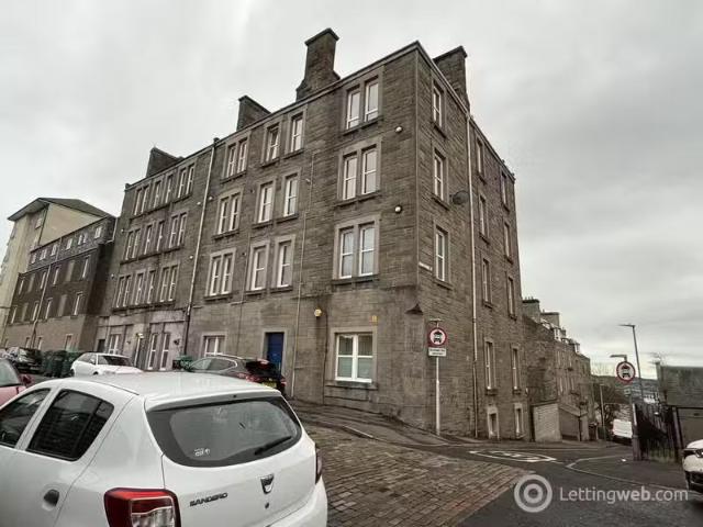 Charming 2 BR Property to rent in 65E, Ann Street, Dundee, DD3.