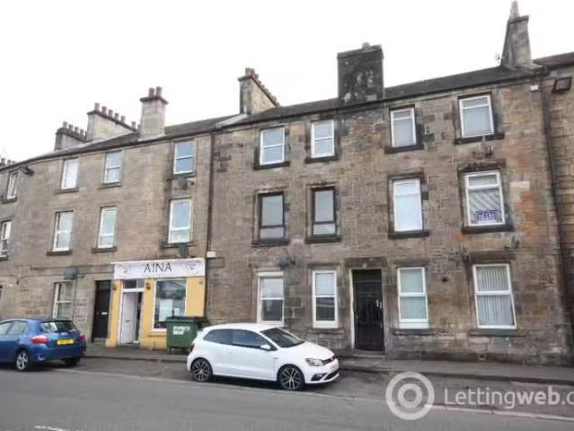 Unique 2 BR Property to rent in Cowane Street, Stirling Town.