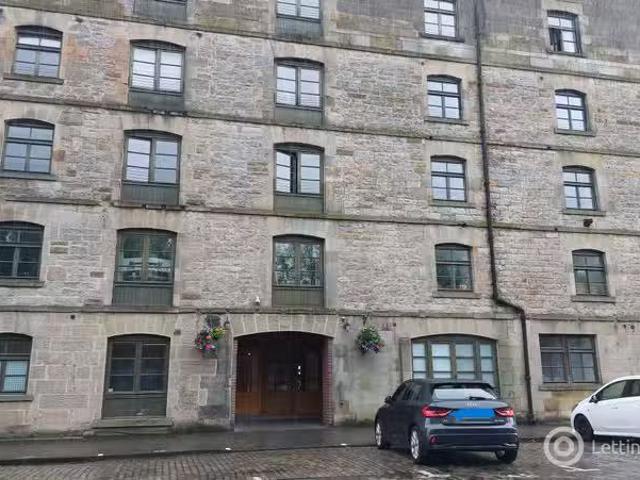 New 2 BR Property to rent in Commercial Street, Edinburgh, EH6.