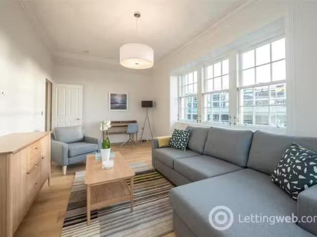 Cheap 2 BR Property to rent in Corstorphine Road, Edinburgh, E.