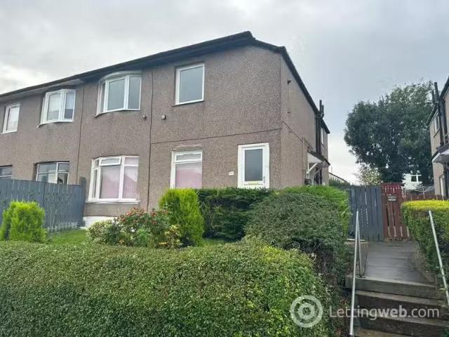Nice 2 BR Property to rent in Castlemilk Road, Glasgow