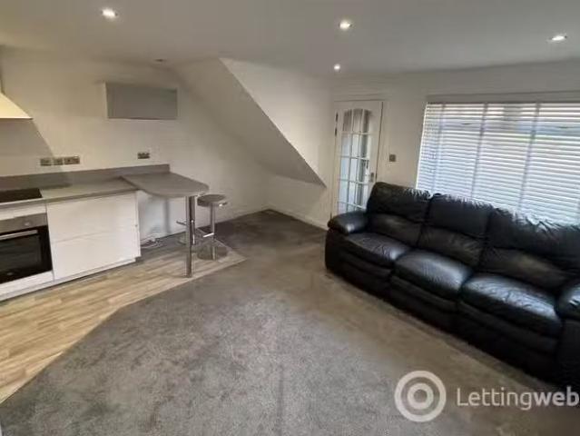 Just in! 2 BR Property to rent in Charleston Gardens, Cove, Ab.