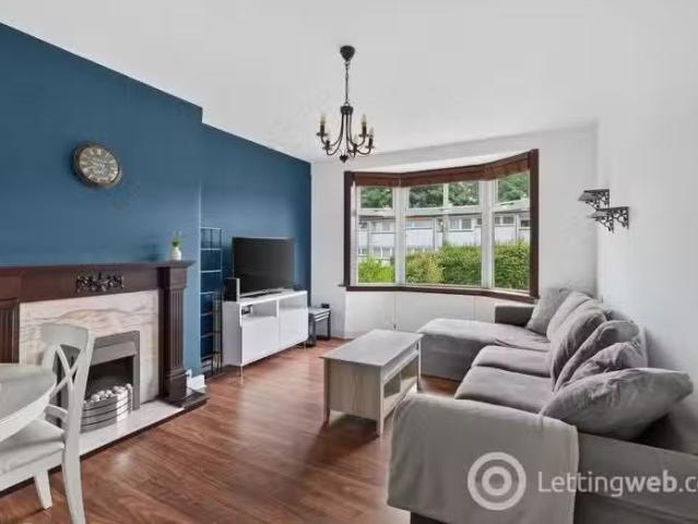 Unique 2 BR Property to rent in Crewe Road West, Crewe Toll, E.