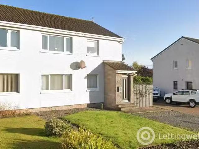 Cheap 2 BR Property to rent in Barratt Drive, Ellon, Aberdeens.