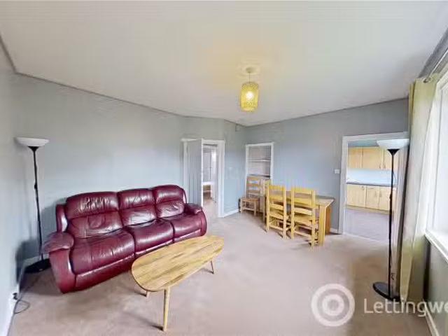 Cheap 2 BR Property to rent in Broomhall Avenue, Edinburgh, EH12
