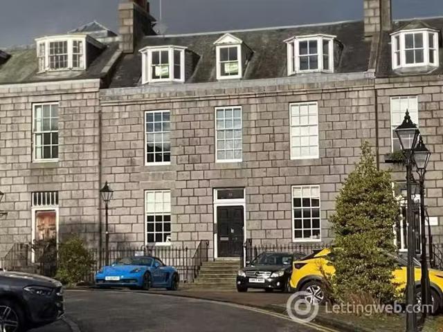Charming 2 BR Property to rent in Golden Square, Flat, AB10