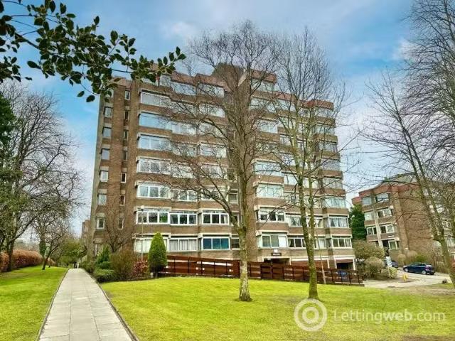 For Rent! 2 BR Property to rent in Dirleton Drive, Southside.