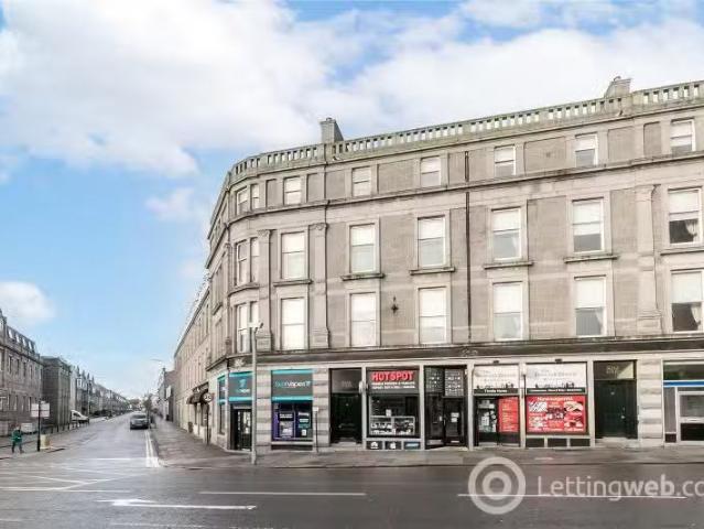 Deal! 2 BR Property to rent in Holburn Street, Aberdeen, AB10