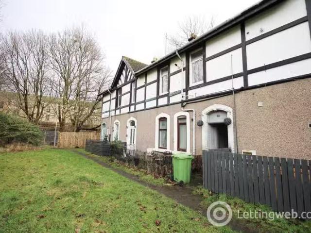 Unique 2 BR Property to rent in Harland Cottages, Scotstoun, G.