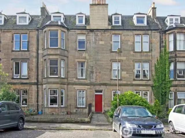 Unique 2 BR Property to rent in Maxwell Street, Morningside, E.