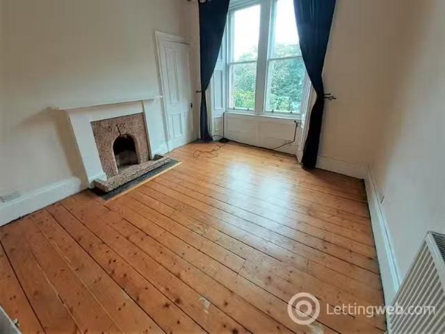 For Rent! 2 BR Property to rent in Marchmont Crescent, Marchmo.