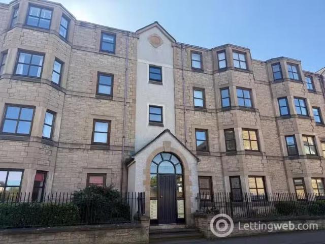 New 2 BR Property to rent in St Leonards Lane, South Side, Edi.