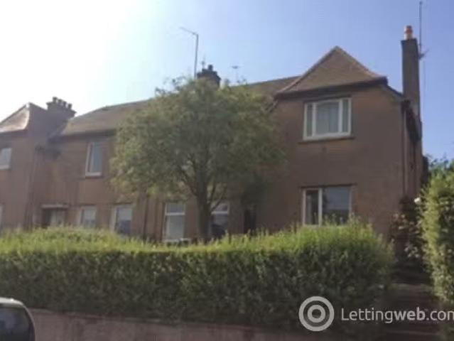Deal! 2 BR Property to rent in Watson Avenue, St Andrews, Fife.