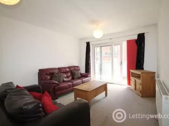 Cheap 2 BR Property to rent in Trades Lane, Dundee