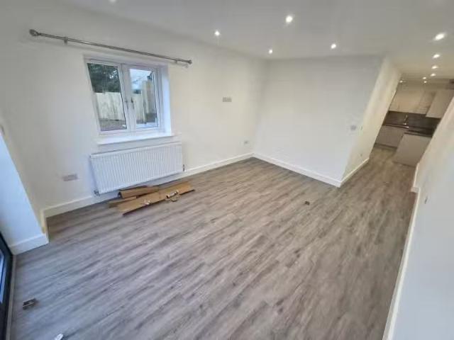 Rental! 2 BR Russell Rise, LUTON