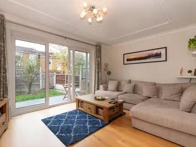 Cheap 2 BR Webb Road