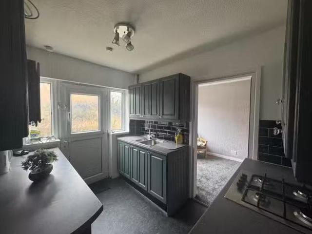 Cozy 3 bedroom house for rent in Fenby Avenue, BRADFORD, BD4