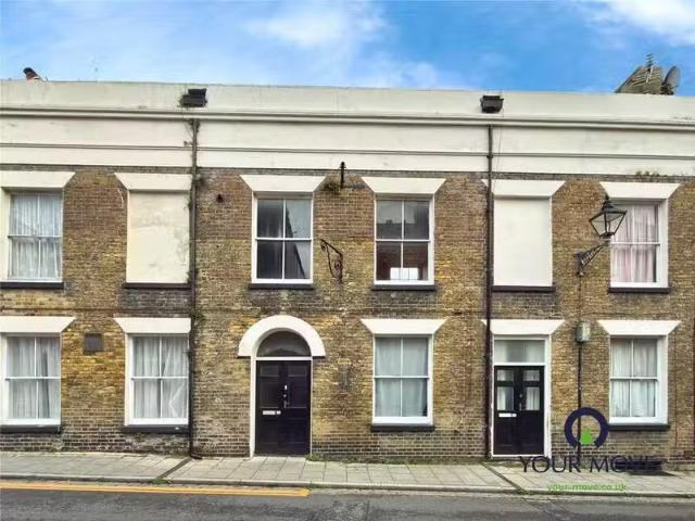 Rental! 3 bedroom Mid Terrace House to rent, Cavendish Street.