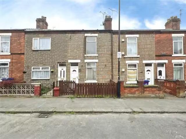 New 3 bedroom Mid Terrace House to rent, Stanhope Road, Doncas.