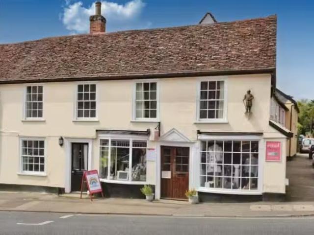 Cheap 3 bedroom terraced house for rent in High Street, CO10