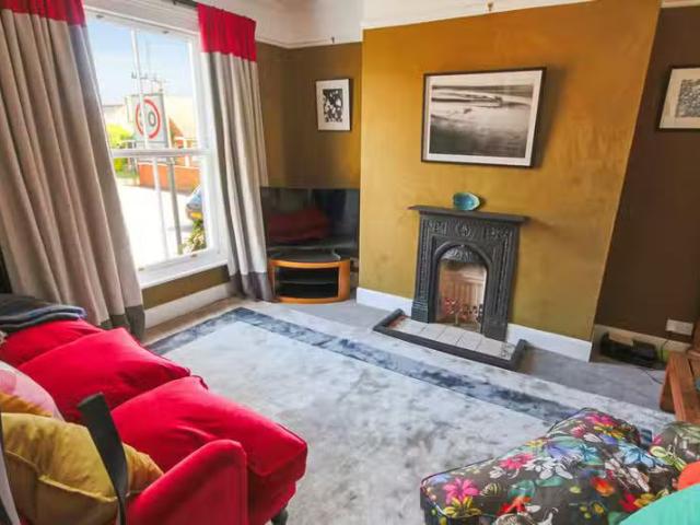 Nice 3 bedroom terraced house for rent in Victoria Road, CB4