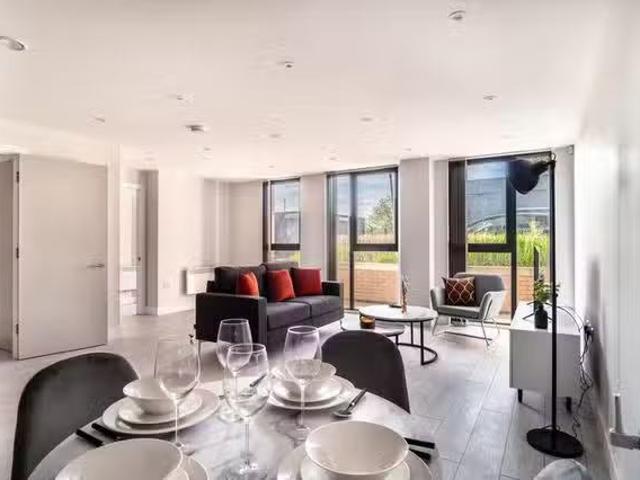 Cheap 3 BR Oldfield Road