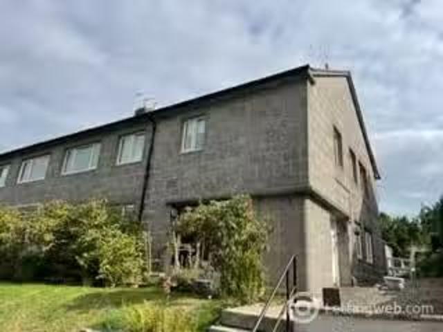 Cheap 3 BR Property to rent in Covenanters Row, Kincorth, Aber.