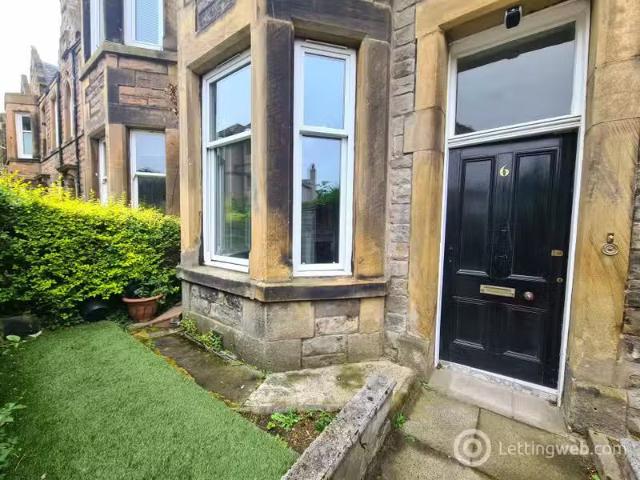 Rental! 3 BR Property to rent in Bellfield Avenue, Musselburgh.