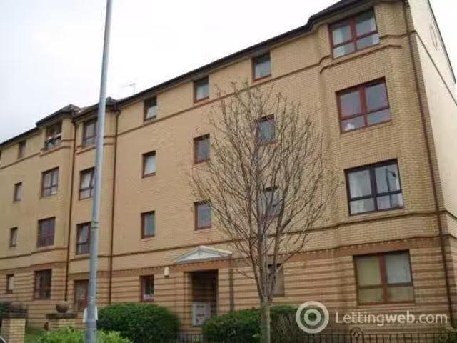 Deal! 3 BR Property to rent in Grovepark Street, Glasgow, G20