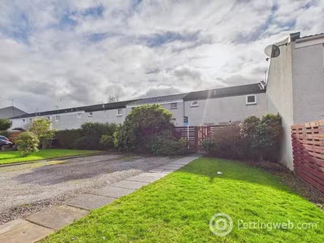 Unique 3 BR Property to rent in Mortonhall Park View, Mortonha.