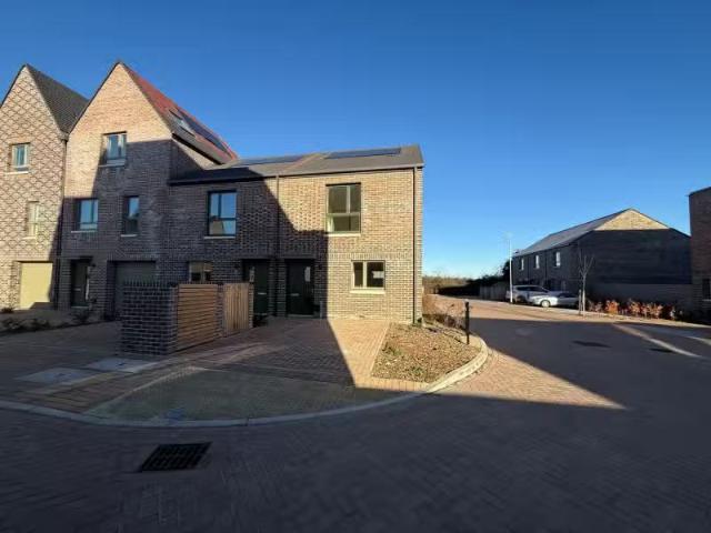 New 3 BR Railton Way, SWINDON