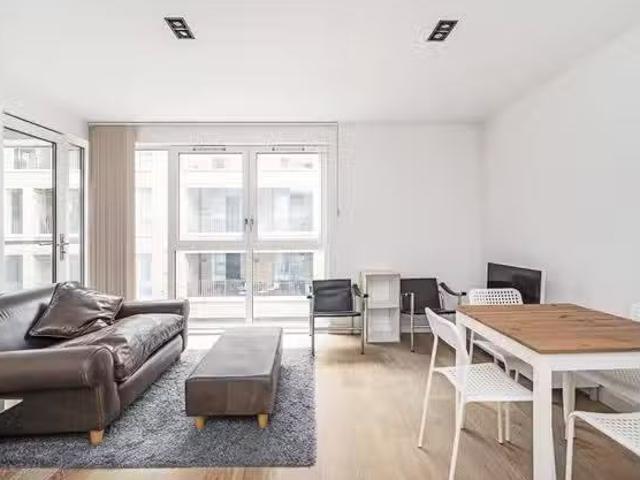 For Rent! Flat to rent in Avantgarde Place, Shoreditch, London.