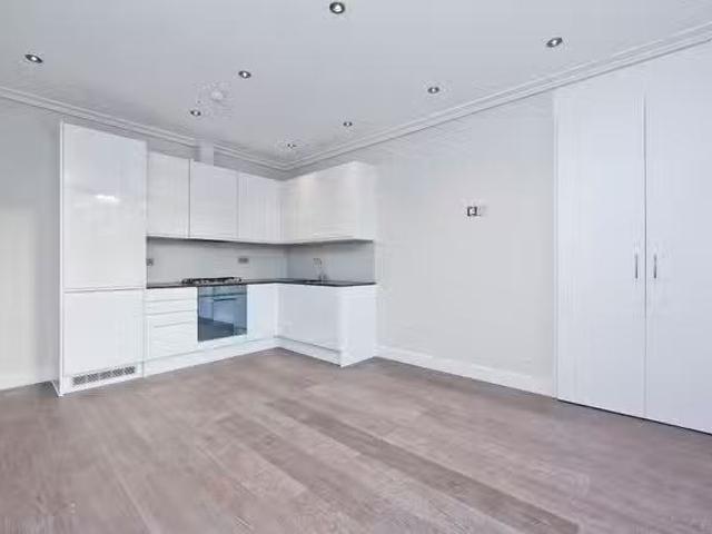 Cozy Flat to rent in Holloway Road, London N7