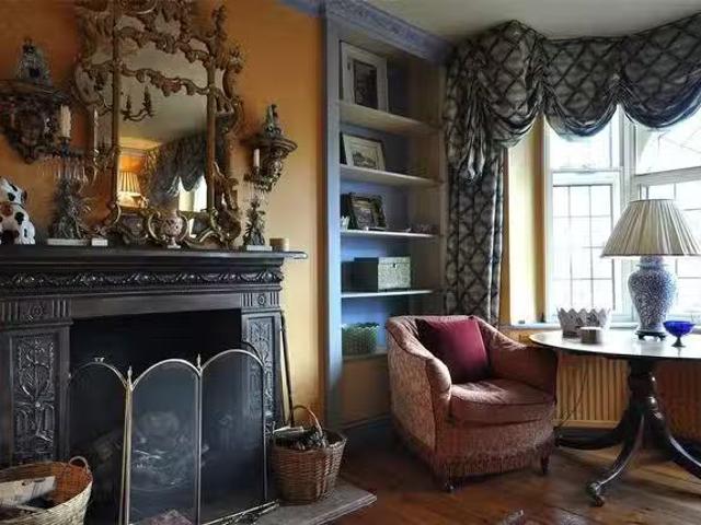 Cozy Flat to rent in Petyt Place SW3