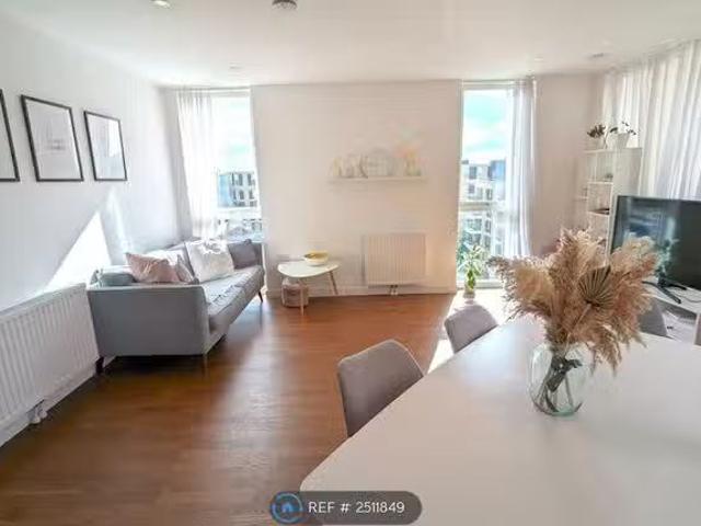 Cheap Flat to rent in Terry Spinks Place, London E16
