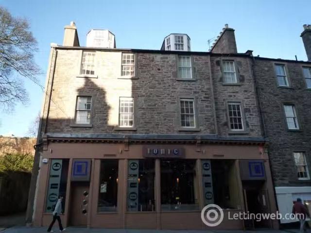 Just in! Property to rent in Nethergate, City Centre, Dundee.