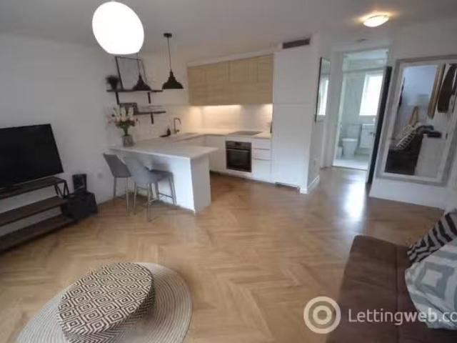 Unique Property to rent in Allanfield, Leith, Edinburgh, EH7 5YQ