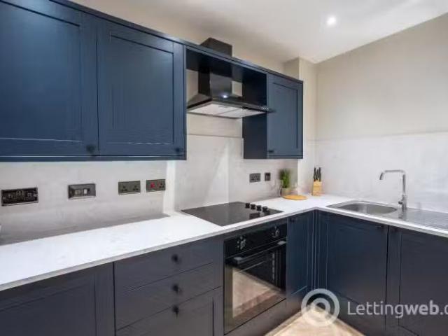 New Property to rent in Barclay Place, Bruntsfield, Edinburgh.
