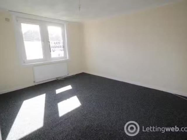Cheap Property to rent in Bogside Road, Ashgill, South Lanarks.