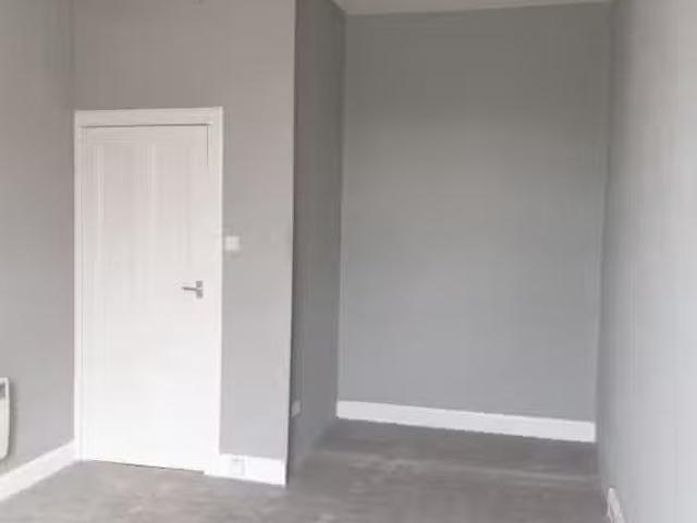 Cheap Property to rent in Glasgow Road, Paisley, Renfrewshire.