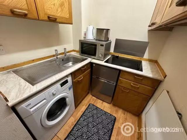 For Rent! Property to rent in Hardgate, Ground Floor Right, Ab.