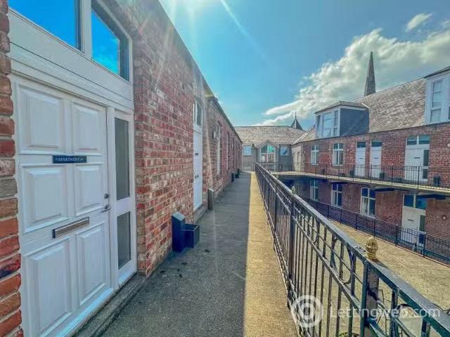 Rental! Property to rent in Langstane Place, City Centre, Aber.