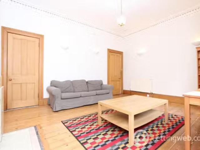 For Rent! Property to rent in Livingstone Place, Newington, Ed.