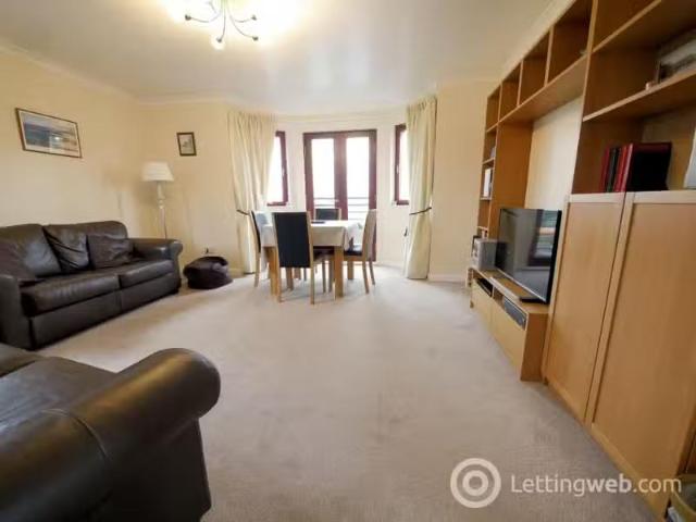Charming Property to rent in South Groathill Avenue, Craigleit.
